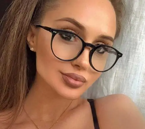 Winnie Garrett's Instagram, Twitter & Facebook on IDCrawl