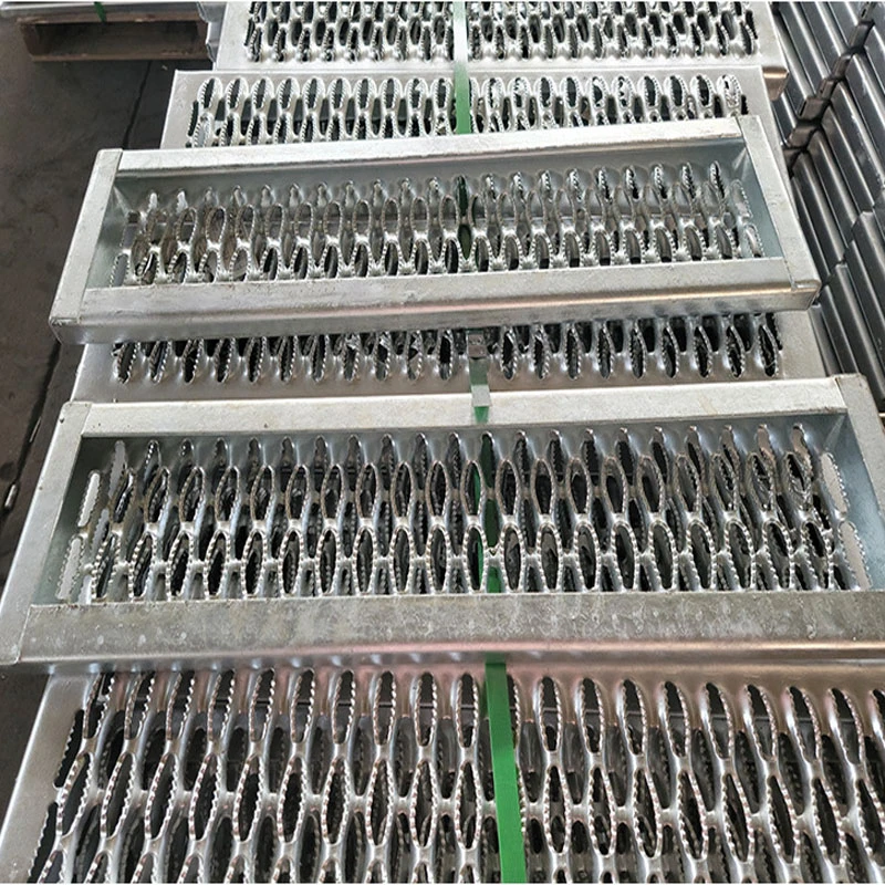 Crocodile mouth metal anti slip stair treads walkway plank sheet panel ...