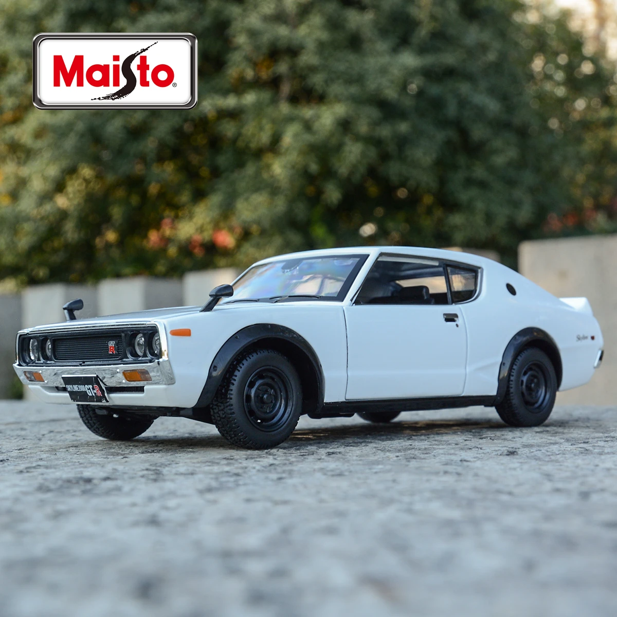 Maisto 1:24 1973 Nissan Skyline 2000GT R (KPGC110) Static Die Cast ...