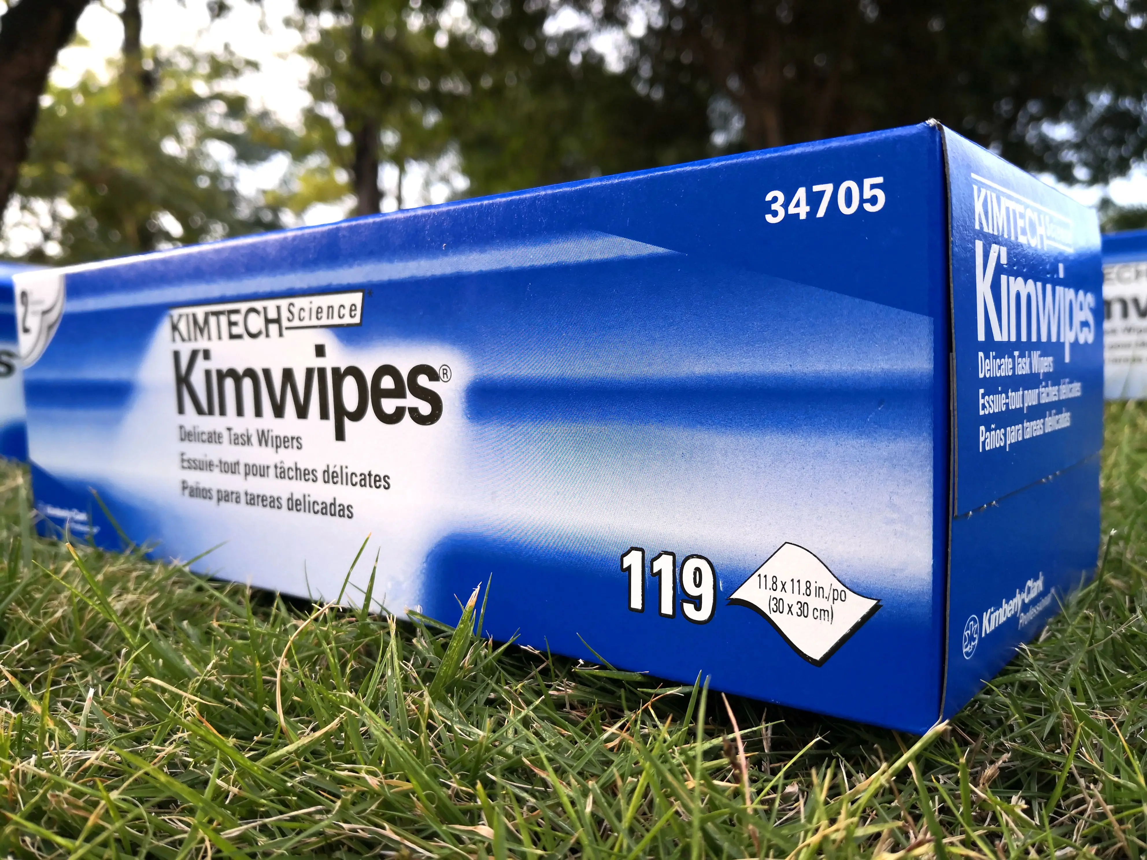 Kimwipes Lens Cleaning Wipers, 30x30cm, Two-Layer Dust-Free Industrial Lens Paper, 1 Box – Hubzig