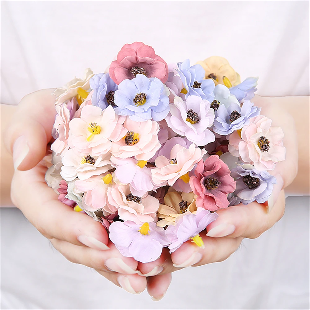 30Pcs 3cm Mini Daisy Decorative Flower Artificial Silk Flowers Party ...