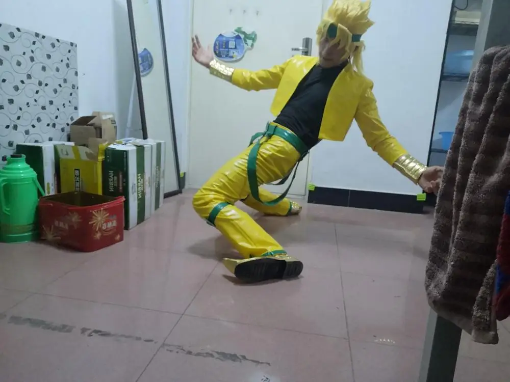 Cosplay Di Dio Padre Pazzo