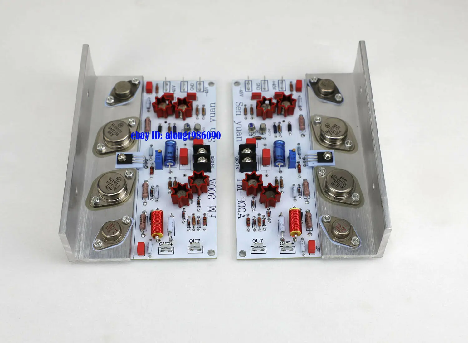 Um Par de Base Board on FM-300A Assembeld Classe AB Amplificador de ...