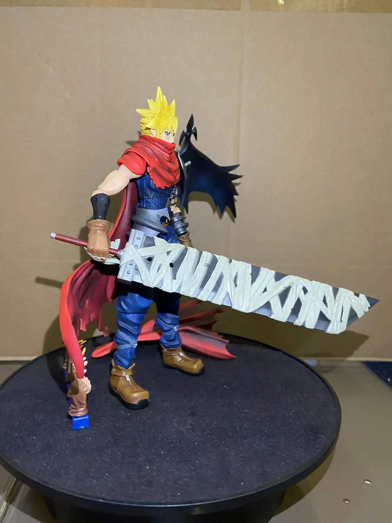 Kingdom Hearts Cloud Figure