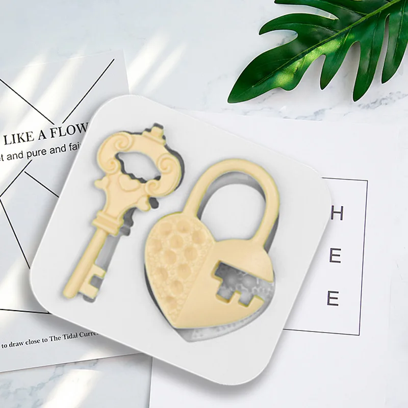 How To Draw A Heart With A Lock And Key