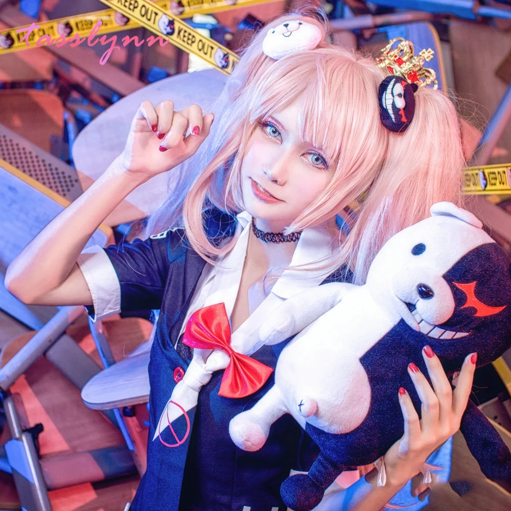 Dangan Ronpa Cosplay Junko