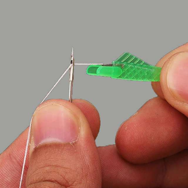 Fish Type Needle Threader | asghedom.com