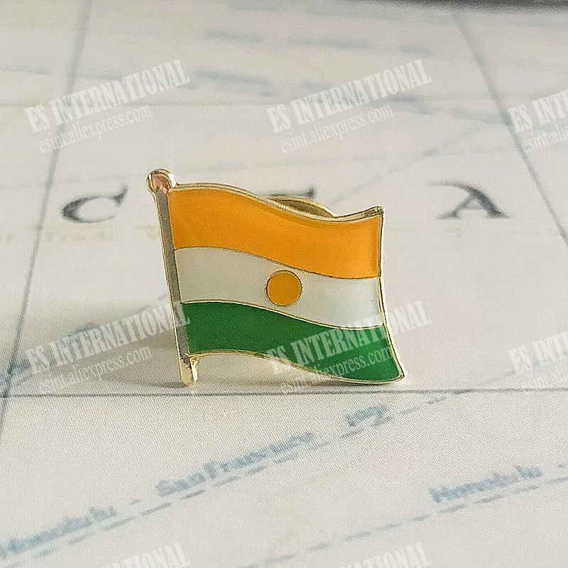 Niger-National-Flag-Lapel-Pins-Crystal-Epoxy-Metal-Enamel-Badge-Paint ...