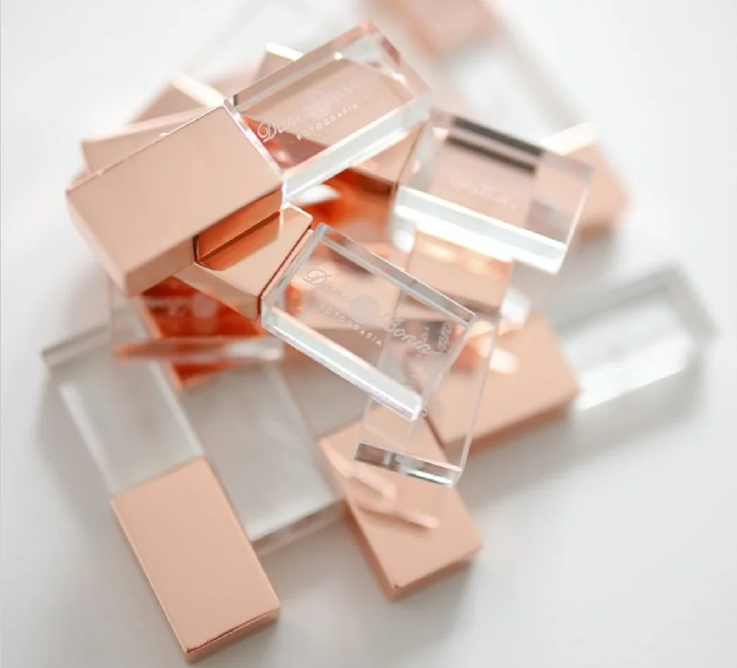 Free-Custom-LOGO-Color-Metal-Crystal-USB-3-0-Memory-Flash-Drive-8GB ...