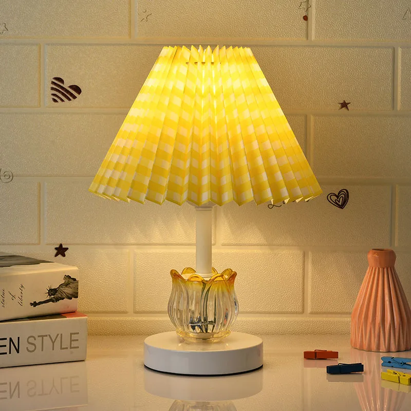 Simple Table Lamp