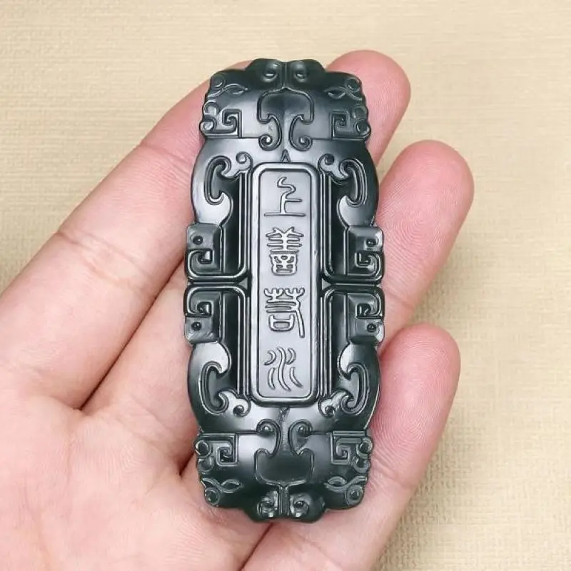 Superb-bottle-green-jade-pendant-amulet-carven-ancient-style-totem ...