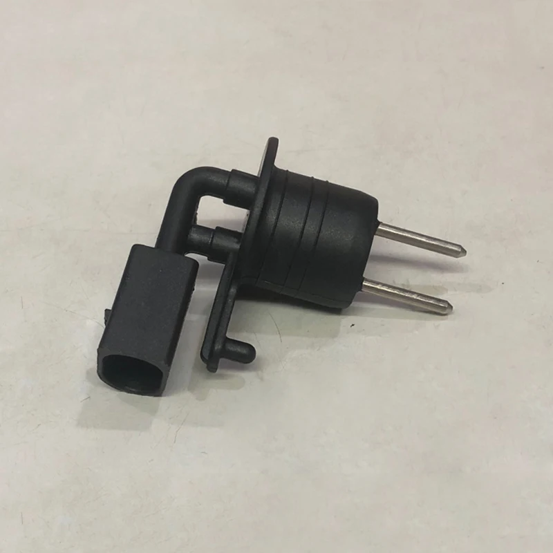 Washer-Fluid-Level-Sensor-A2218209110-For-Mercedes-Benz-W204-W205-W213 ...