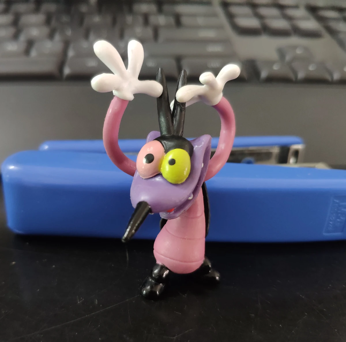 Oggy And The Cockroaches Joey Baby