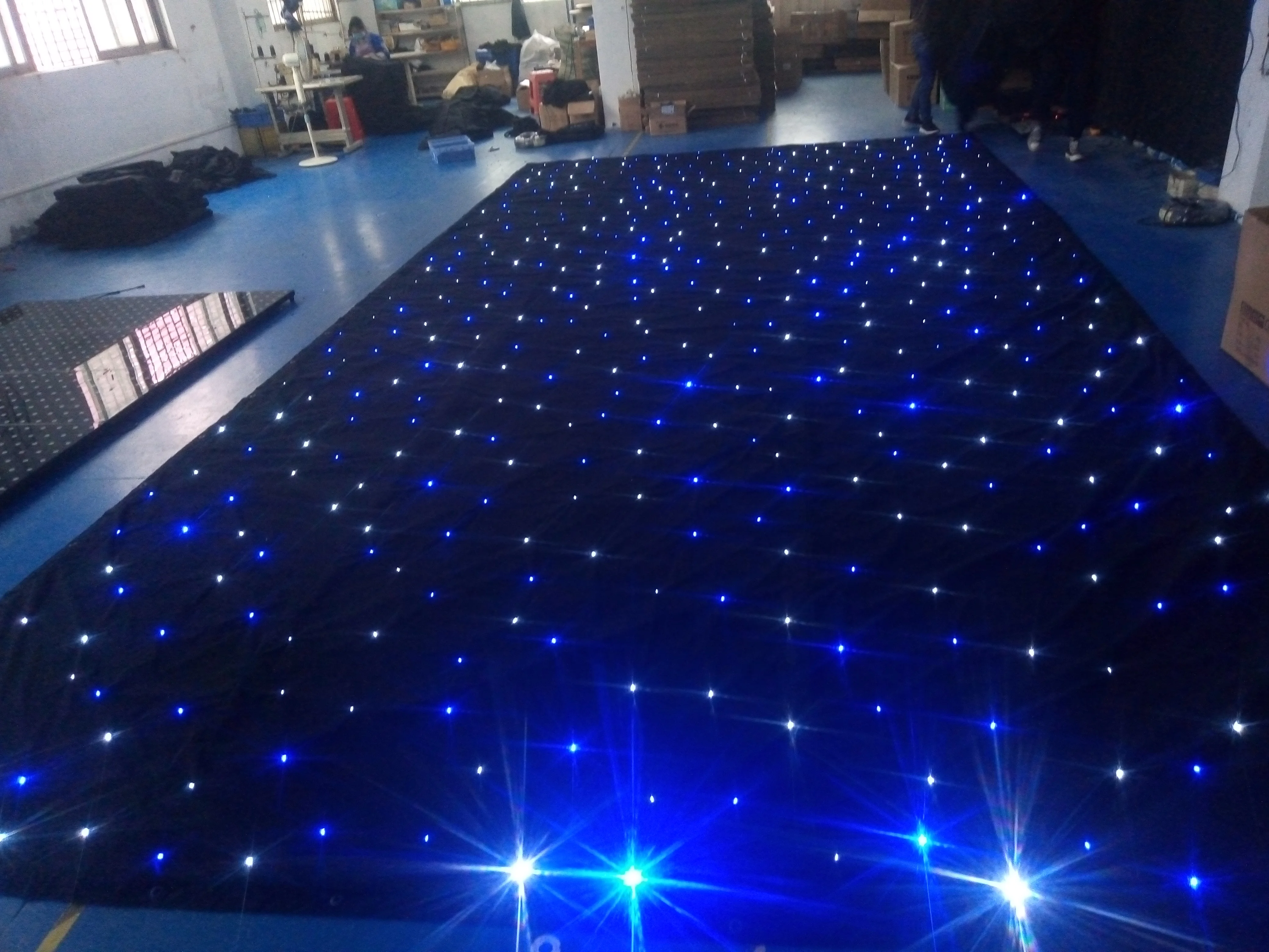 Cortina-de-l-mpara-de-tela-de-Decoraci-n-LED-azul-claro-y-Blanca ...