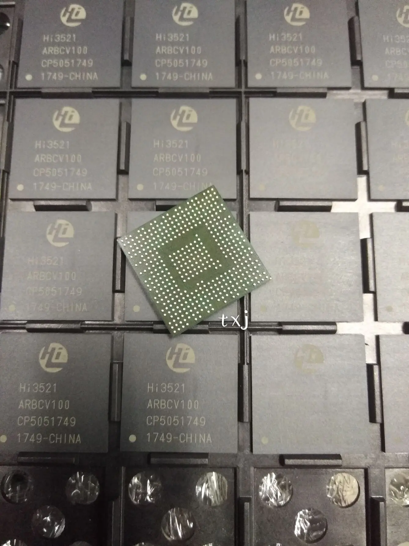 1PCS HI3521 HI3521ARBCV100 BGA437 HI3521 ARBCV100 BGA 437 3521 IC 새로운 ...