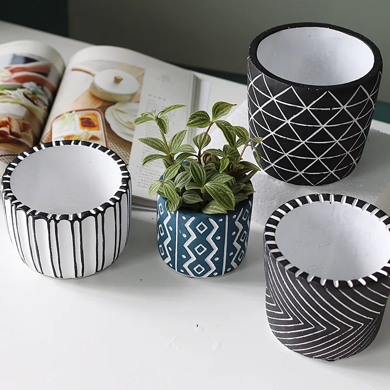 Simple Pot Painting Designs On Black Pot