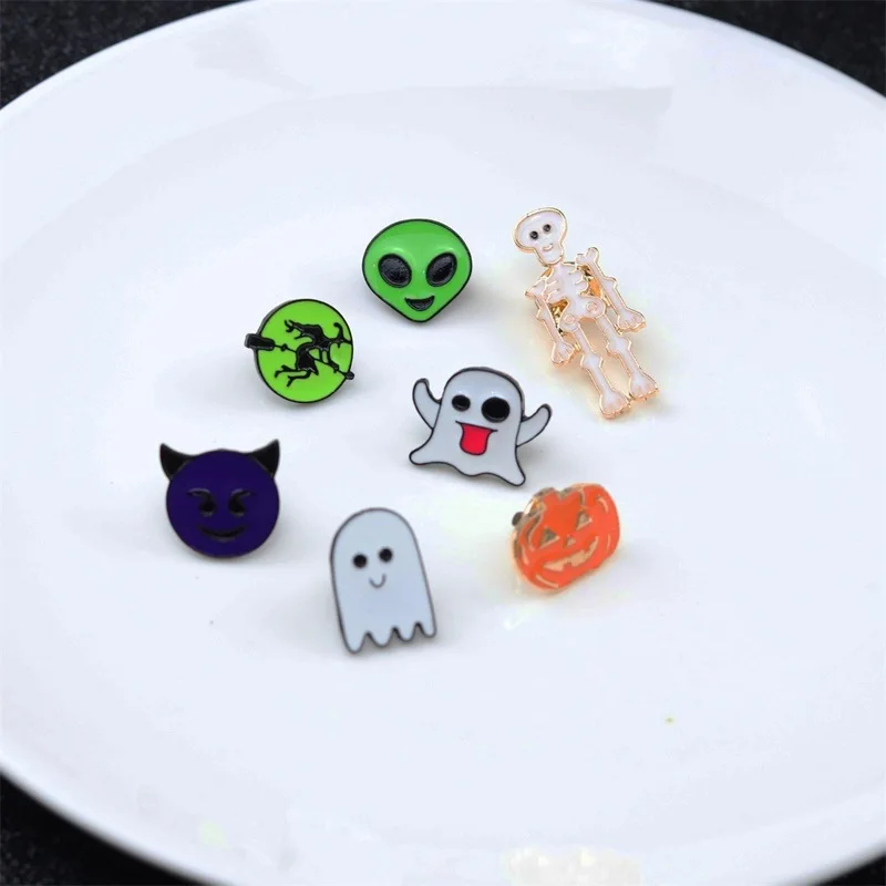 Ghost-Alien-Pin-Cute-Ghost-Monster-Alien-Badge-Brooch-Lapel-Pin-Cartoon ...