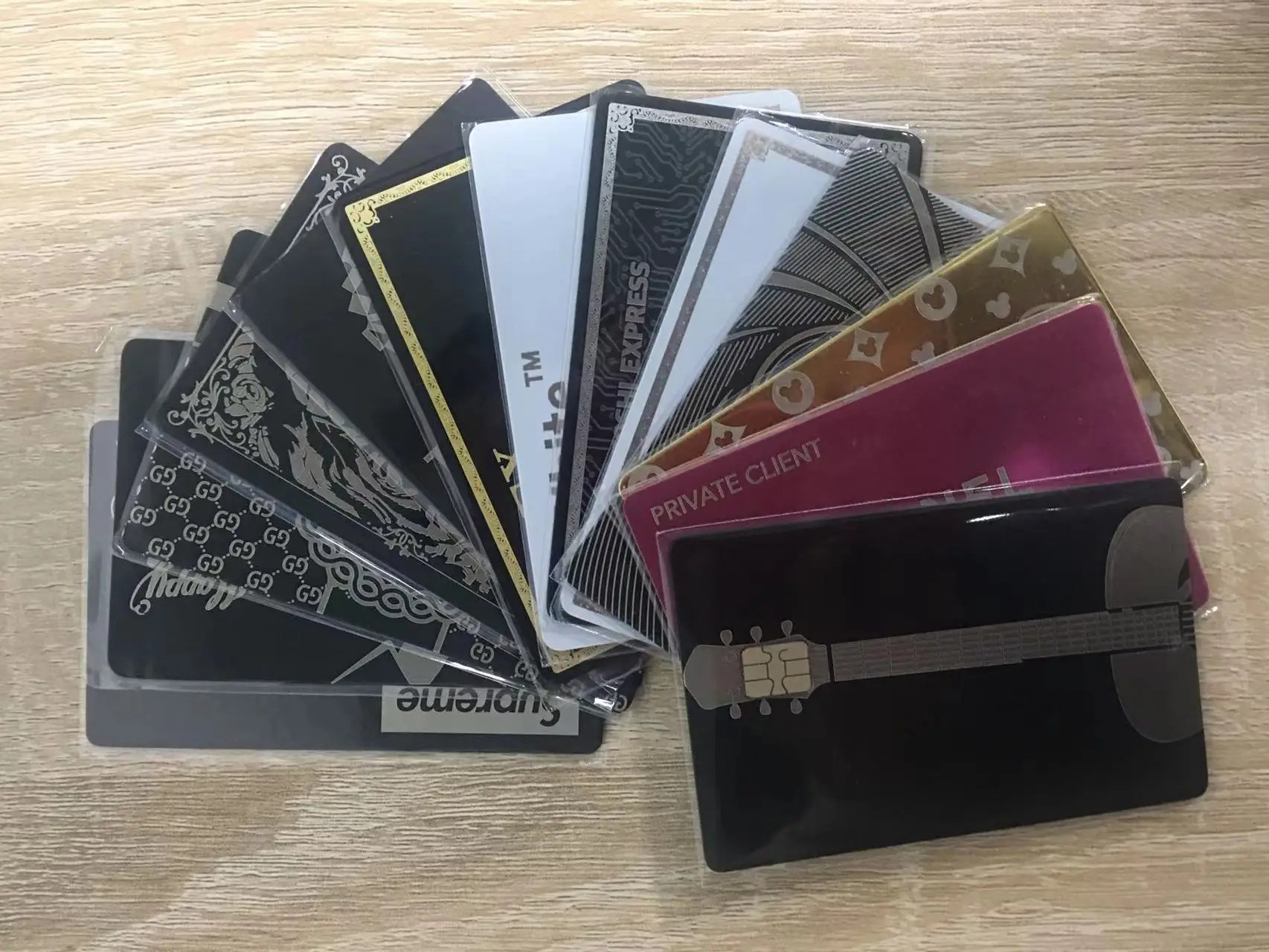 Customized-Metal-Credit-Cards-Black-Color-Chip-Blank-Stainless-Steel-0 ...