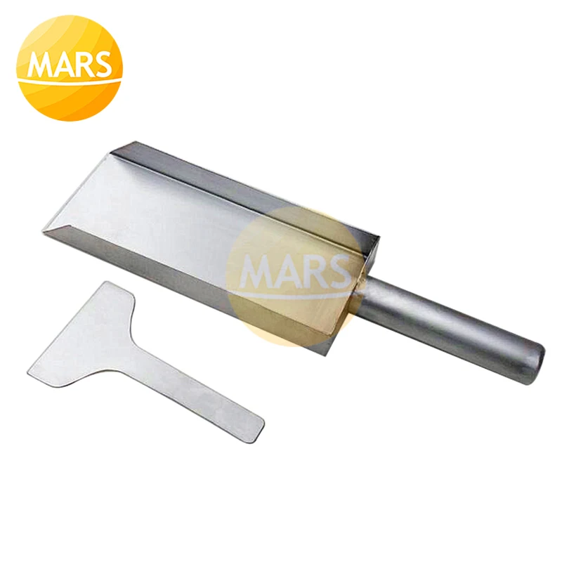 Square-Shaped-Fish-Shaped-Waffle-Cake-Filling-Shovel-Open-Mouth-Ice ...