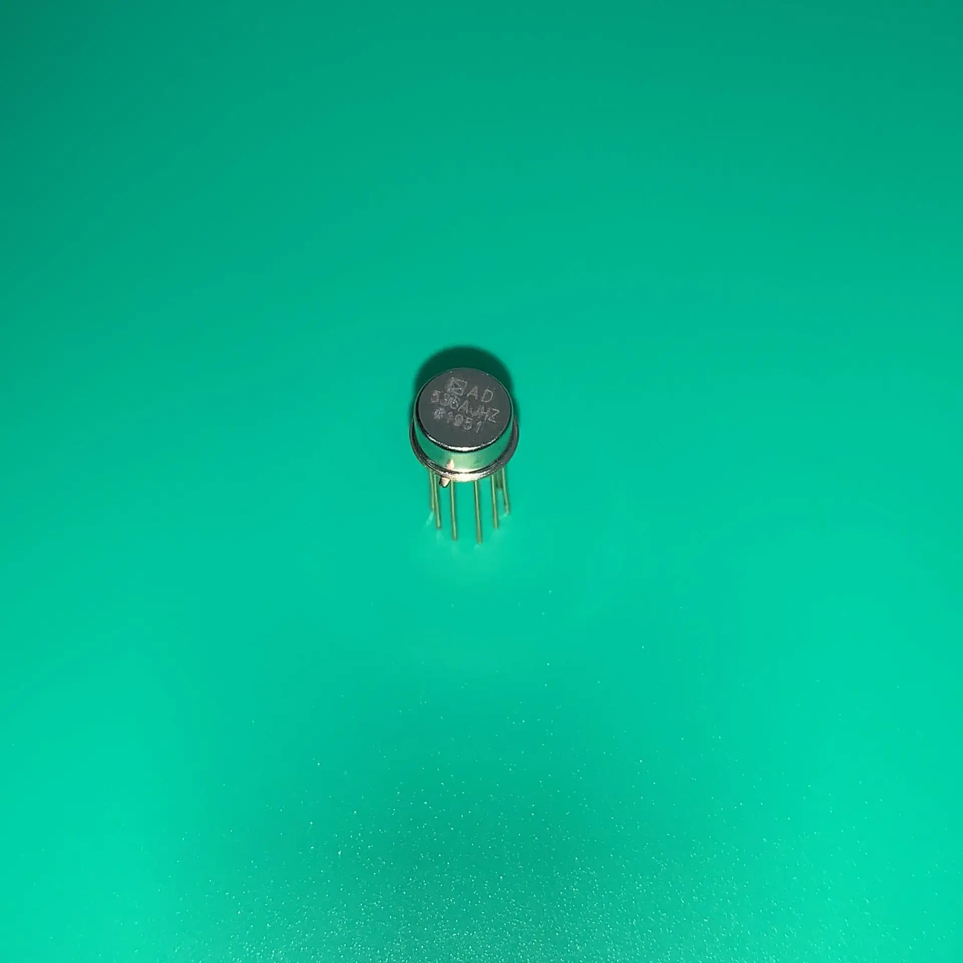 AD536AJHZ-CAN10-AD-536AJHZ-IC-RMS-TO-DC-CONVERTER-TO100-10-Integrated ...