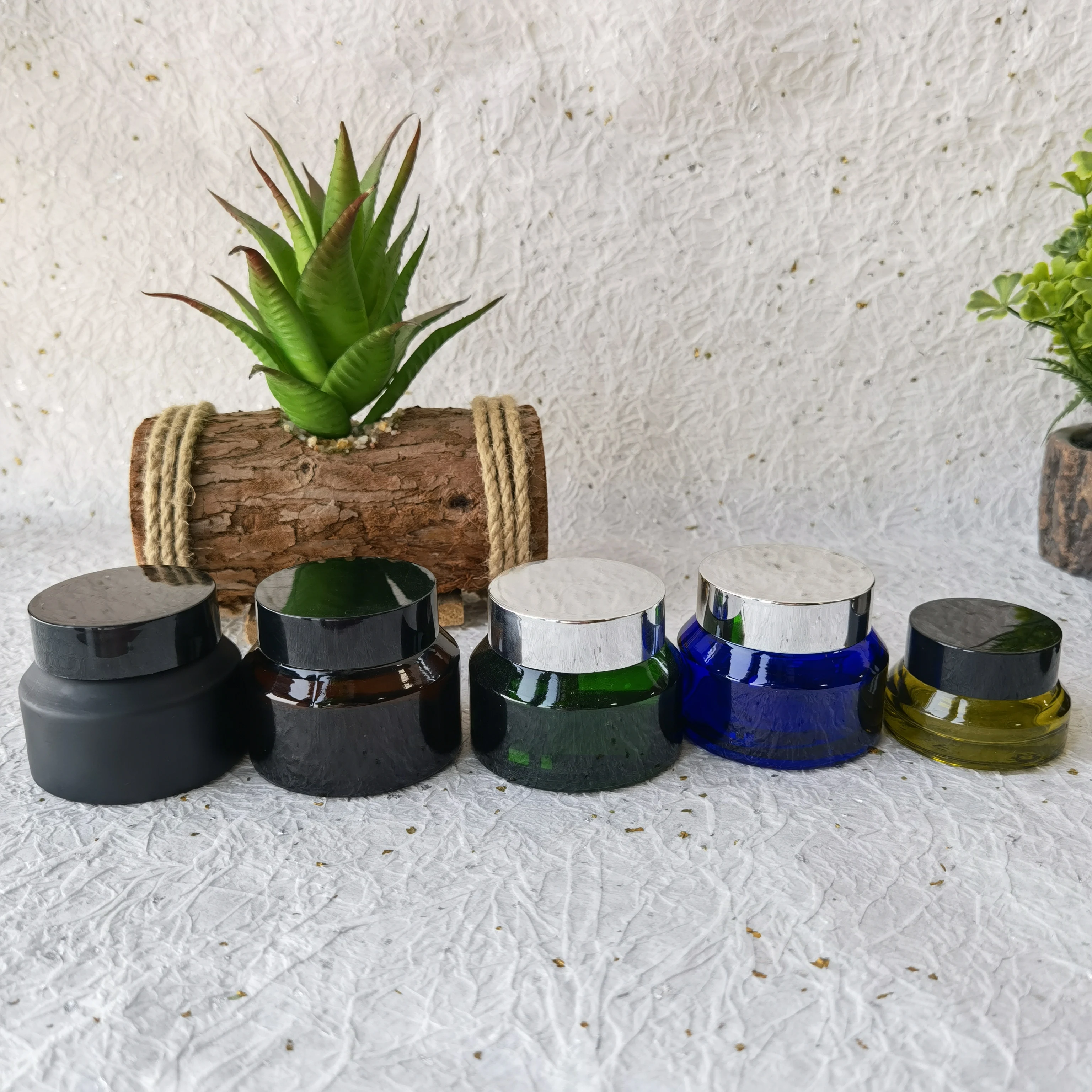 Free Shipping Cosmetic 15/30/50g Glass Refillable Container With Lid ...