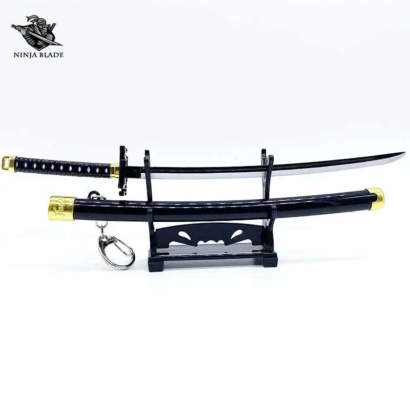 Ichigo Hollow Bankai Sword
