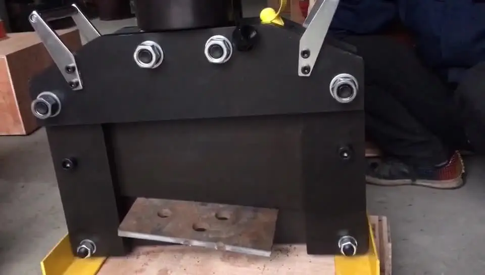 good-quality-CWC-150-manual-electric-hydraulic-bus-bar-copper-bar ...