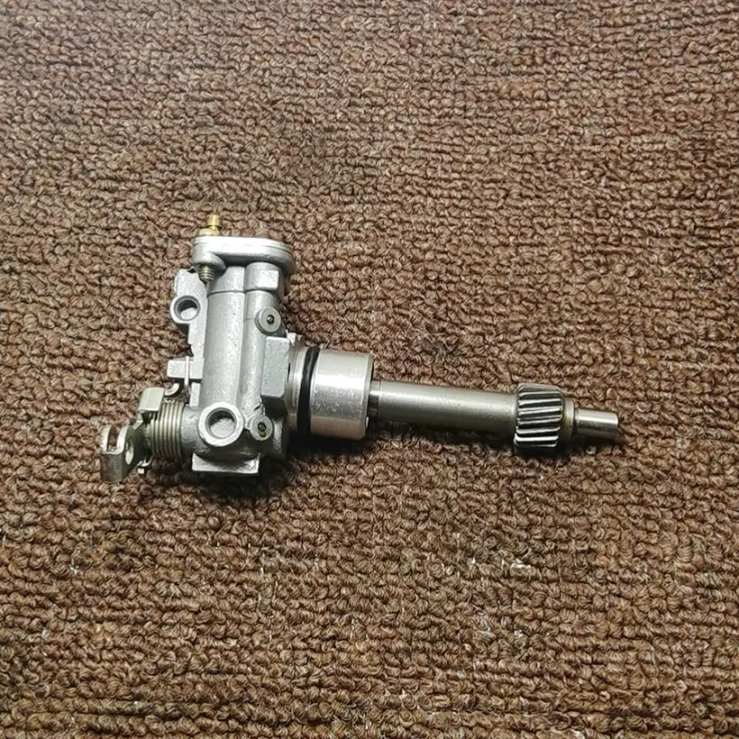 Motorcycle-engine-oil-pump-fuel-pump-for-Honda-LAED90-GW3-LH90-engine ...