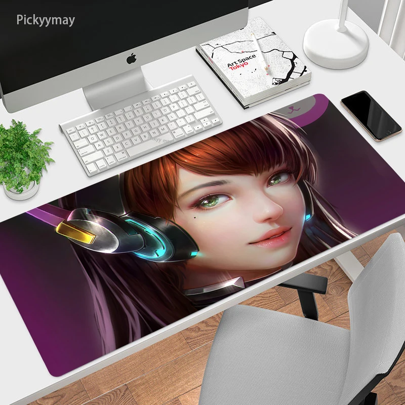 Anime Playing Computer