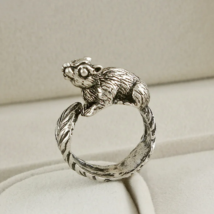 Squirrel Ring