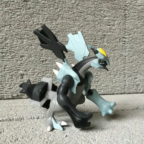 Pokemon Mega Evolution Reshiram