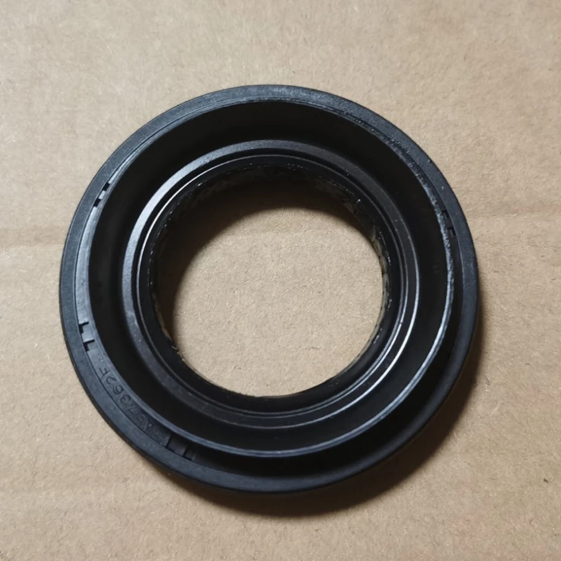 新しい本物のoem部品自動diffサイドオイルシール09283-35052、09283-35037スズキグランドエスクード用SX4キザシアルト ...