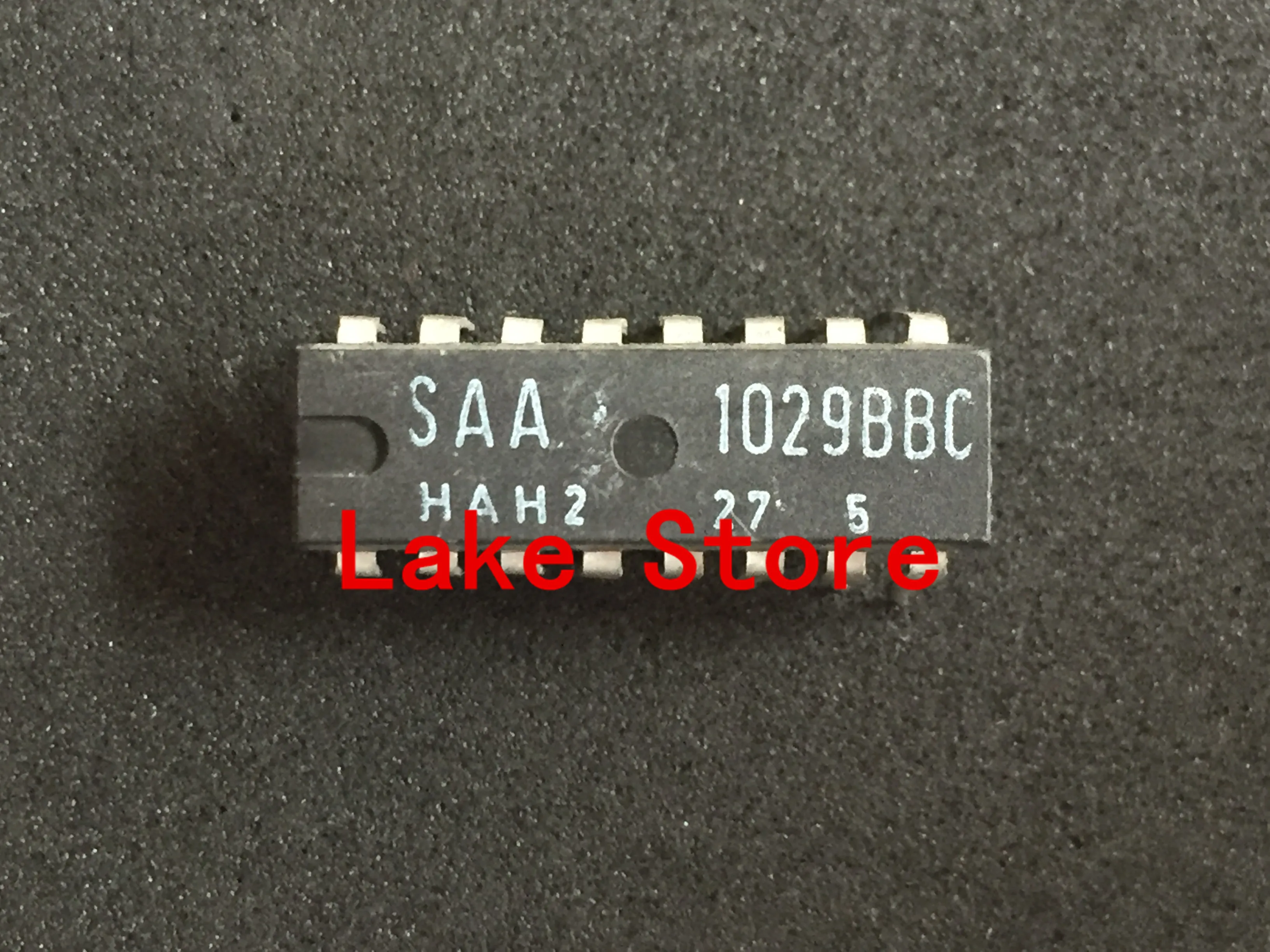 Uds-1-SAA1029BBC-SAA1029-DIP.jpg