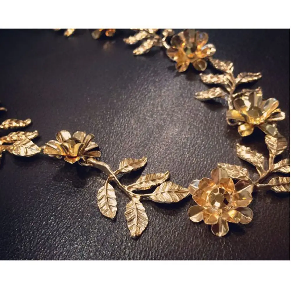 Сплав-инкрустированные листья барокко Цветы Поддельные диадема головное ...