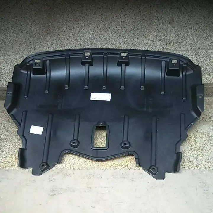 Engine-room-shield-front-2006-b-mwX5-E70-X5-3-0si-X5-4-8i-X5-E70.jpg