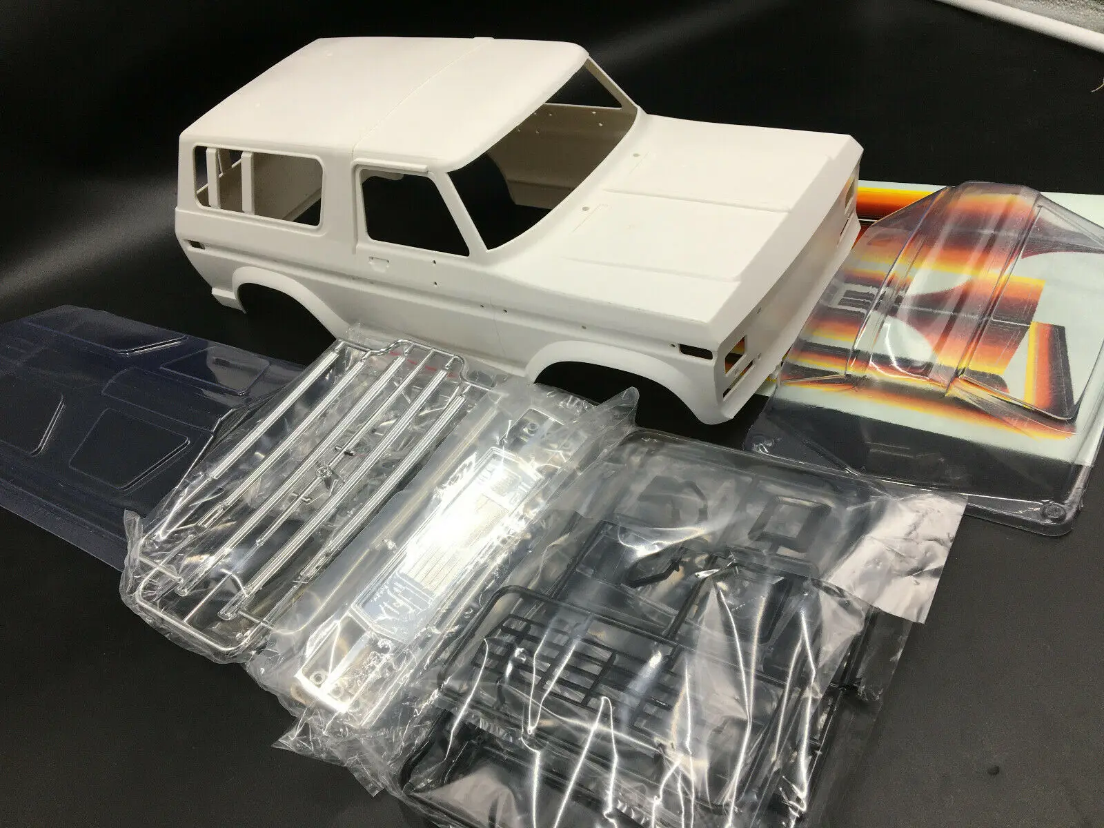 313mm BRONCO Ford Body 1/10 RC Car Truck body 1:10 shell Axial 90046 ...