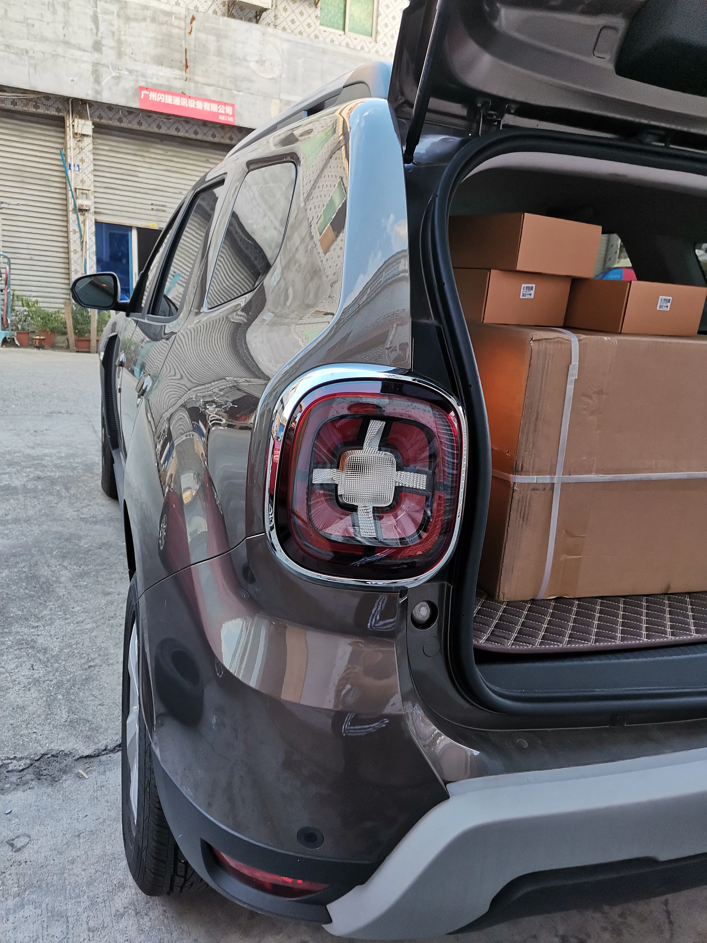 Car-Chrome-Rear-Tail-Light-Taillight-Lamp-Cover-Trim-For-Renault-Dacia ...