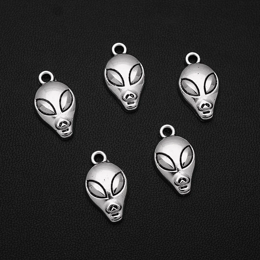 15pcs/Lots 11x19mm Antique Silver Plated Alien Charms Universe Pendants ...