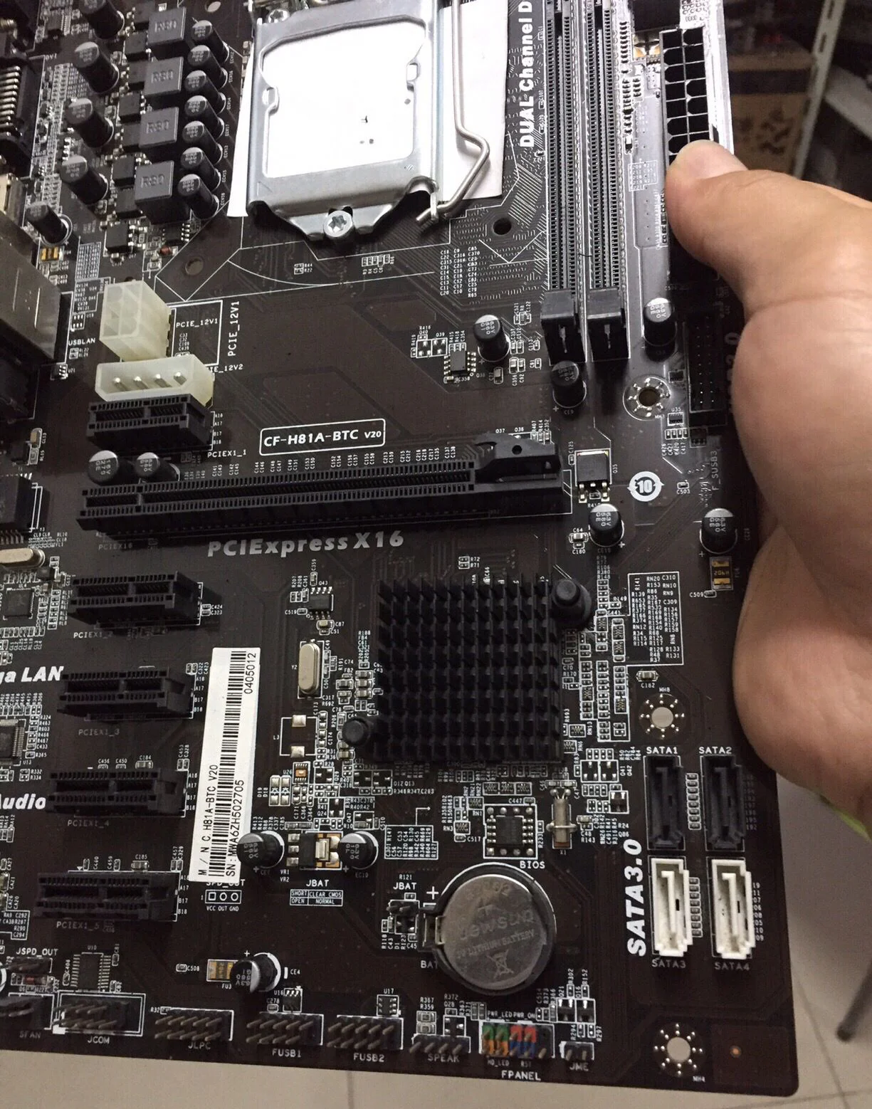 마이닝 마더 보드 H81P BTC 마더 보드 6GPU 6PCI E H81A BTC 마더 보드 CF H81A BTC LGA ...