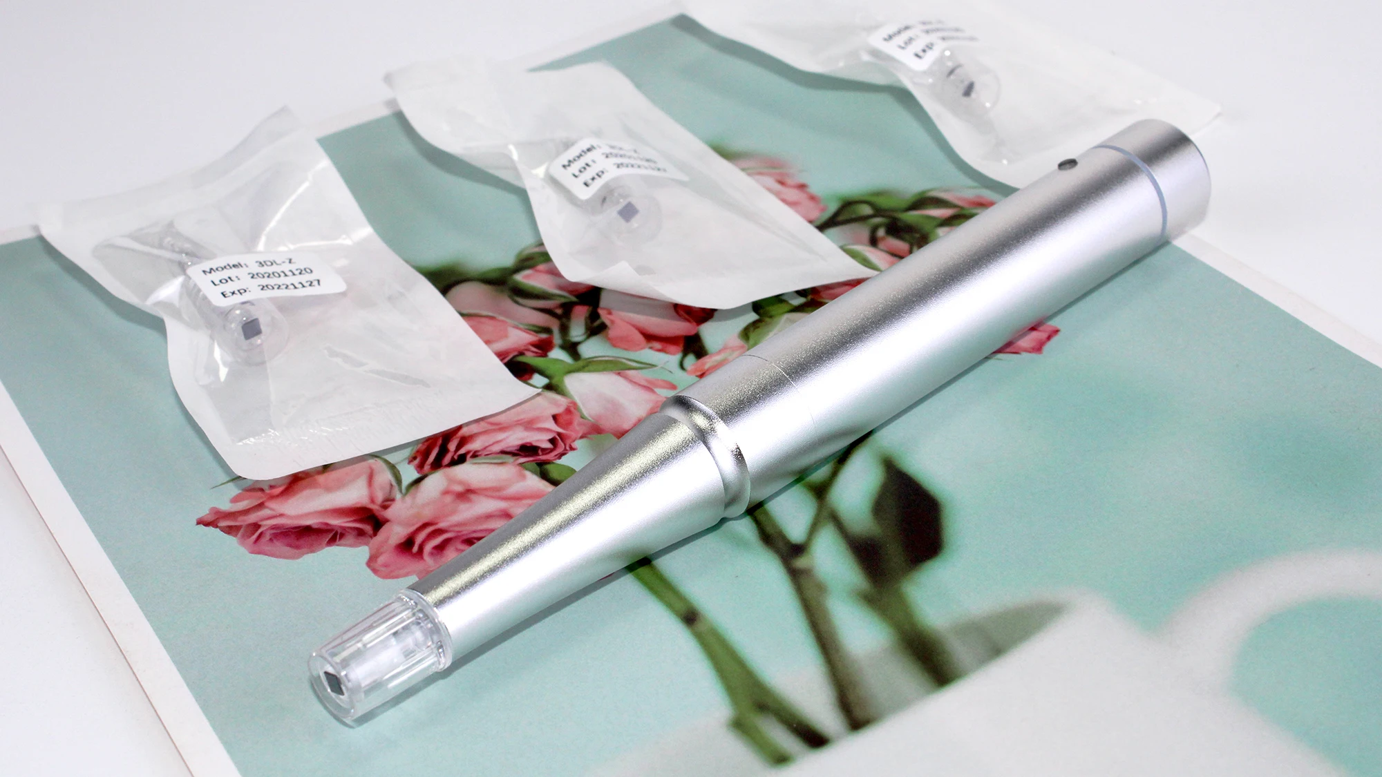 GloPen NP1 Silicon Nano Needling Derma Pen with Rezenerate Tech Micro ...