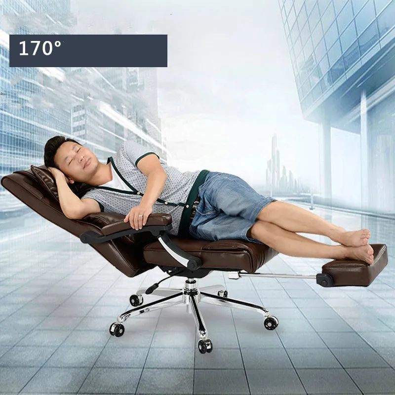 Luxurious and comfortable office chair at the boss computer chair flat ...