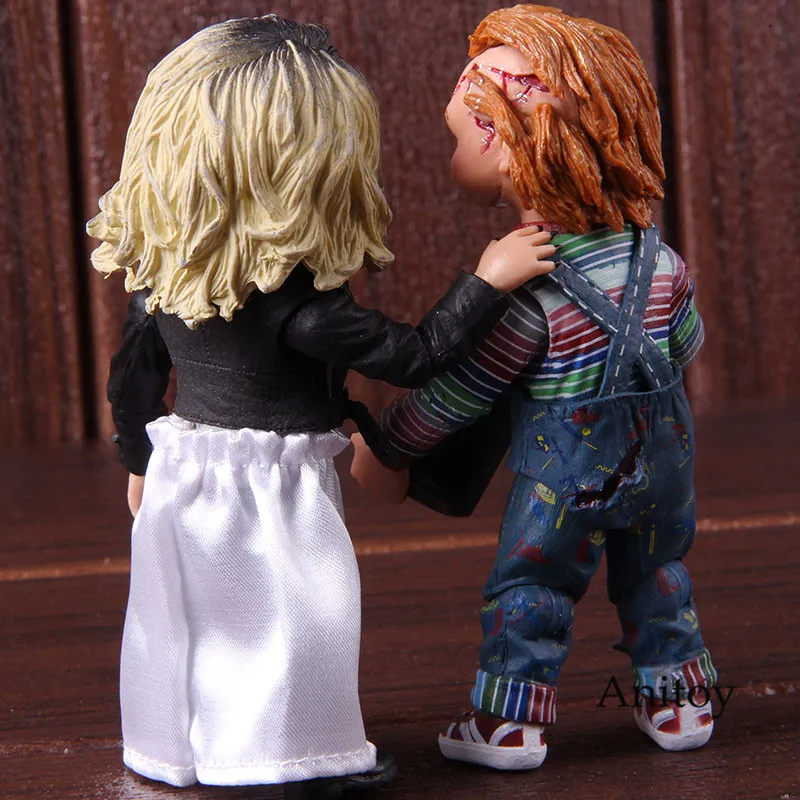 NECA Action Figure Bride Of Chucky Figure Ultimate Tiffany Chucky Gets ...
