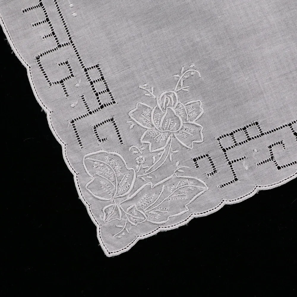 S007 : 1 piece Hand-made hand embroidery rose handkie Swatow Drawnwork ...