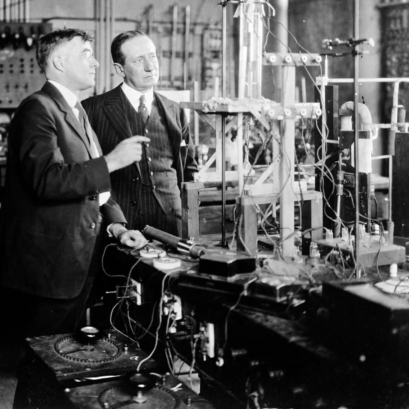 Langmuir and Marconi GE Research Lab 1922 Poster Print by Science ...