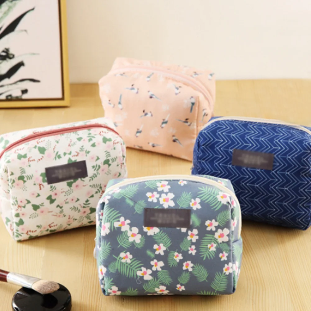 Women Floral Flower Cosmetic Bag Portable Beauty Pouch Toiletry Zipper