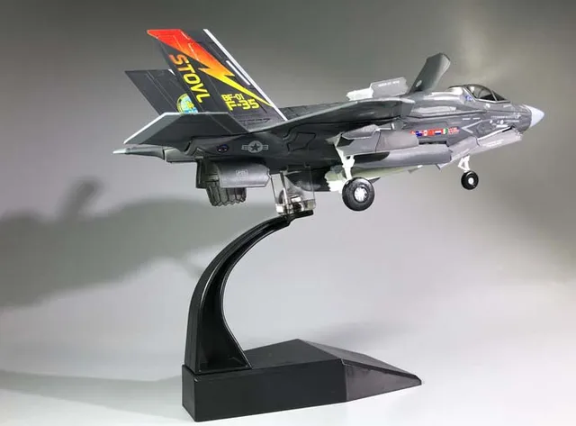 1/72 Scale F 35B Model Lockheed Martin F 35 Lightning II Aircraft F35 ...