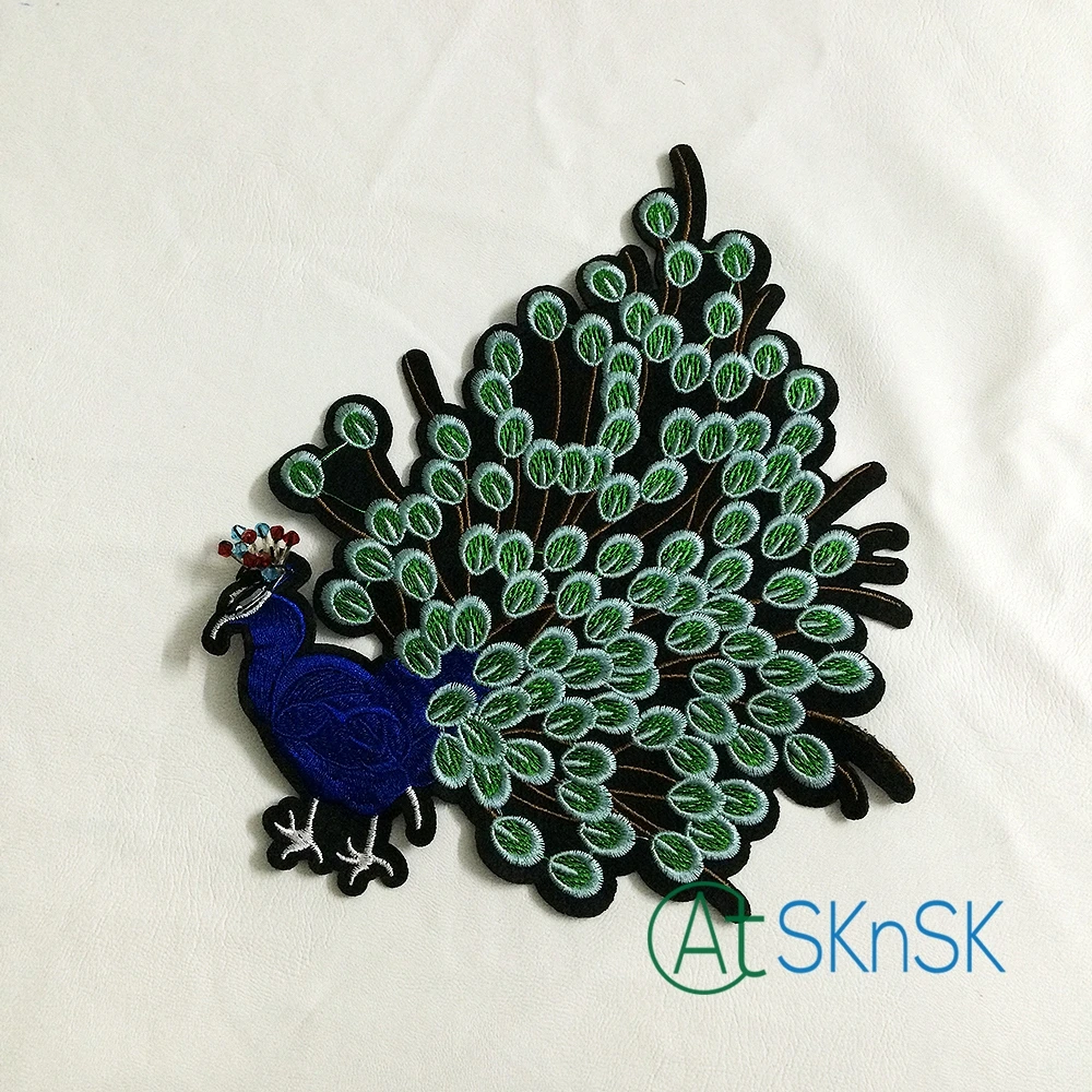 DIY patches100pcs/lot high quality patches wholesale peacock badges ...