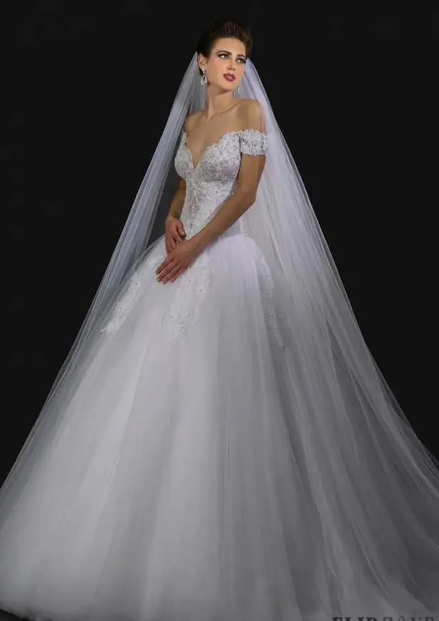 Ball Gown Wedding Dresses 2017 Wedding Dresses Off Shoulder Beaded Lace