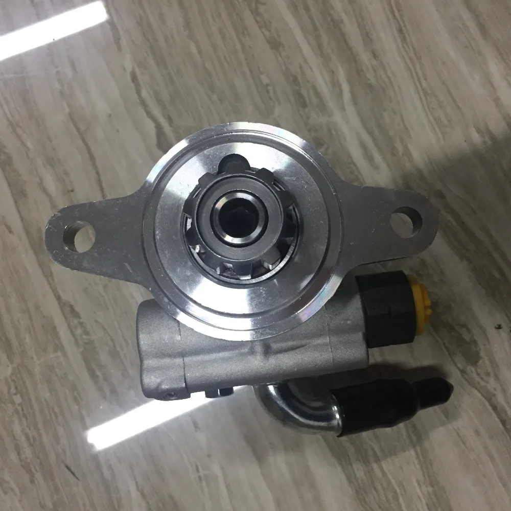 high Quality New Power Steering Pump for Toyota Hilux VIGO MK7 05 ...