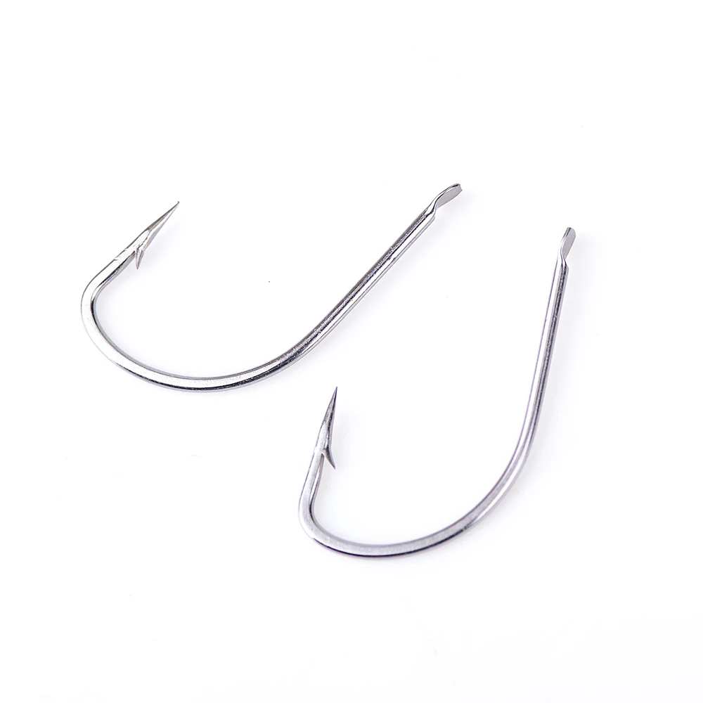 Barbed fish hooks - leafmyte